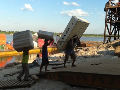 Carrying heavy things | Posture Movement Pain